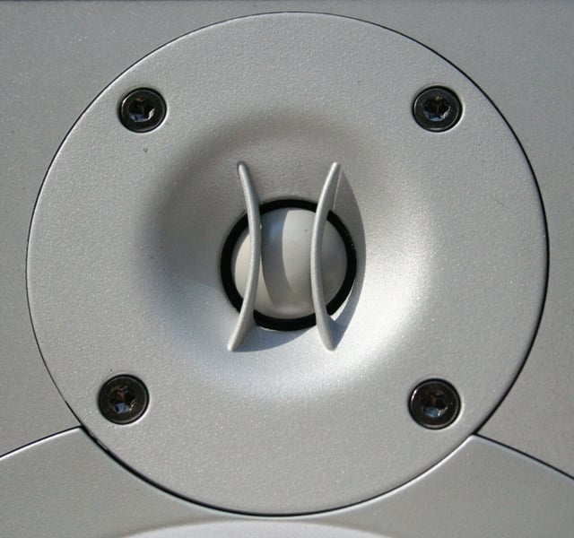 Infinity Primus P162 Bookshelf Speaker Review | Audioholics