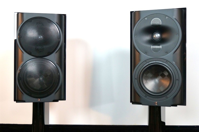 Perlisten S4b Brings Flagship Performance Bookshelf Speaker Review ...