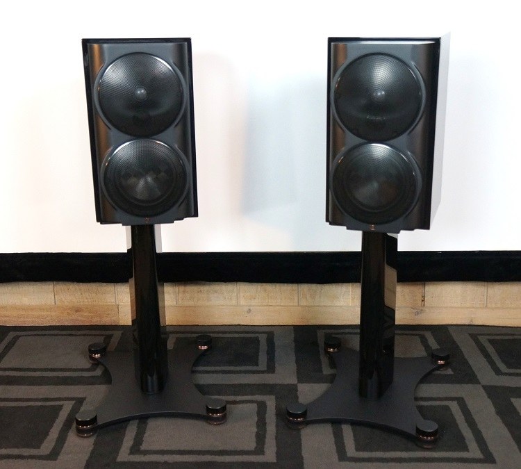 Perlisten S4b Brings Flagship Performance Bookshelf Speaker Review ...