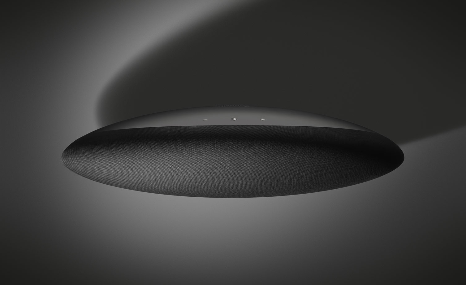 Bowers and Wilkins Zeppelin Wireless Speaker Review | Audioholics