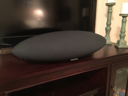 Bowers and Wilkins Zeppelin Wireless Speaker Review | Audioholics