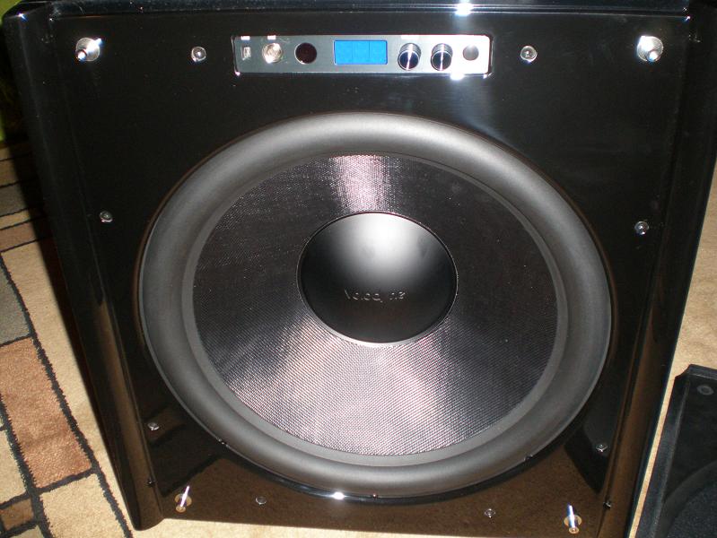 Velodyne Digital Drive Plus 18 (DD18+) Subwoofer Review | Audioholics