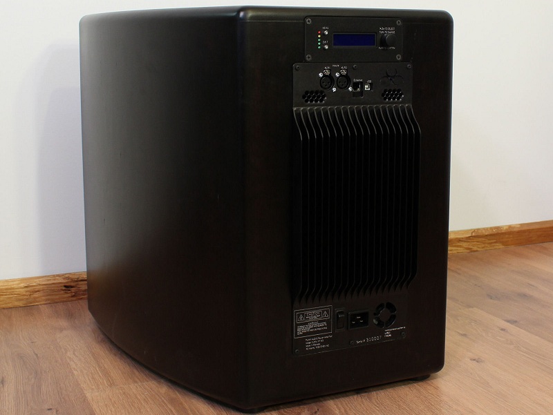 Funk Audio FW18.0 Subwoofer Review | Audioholics