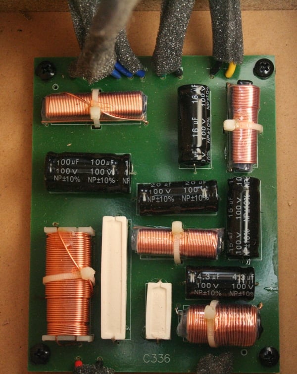 Infinity Classia C336 Floorstanding Speaker Review | Audioholics