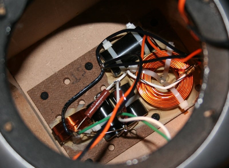 Salk SongTower QWT Floorstanding Speaker Review | Audioholics